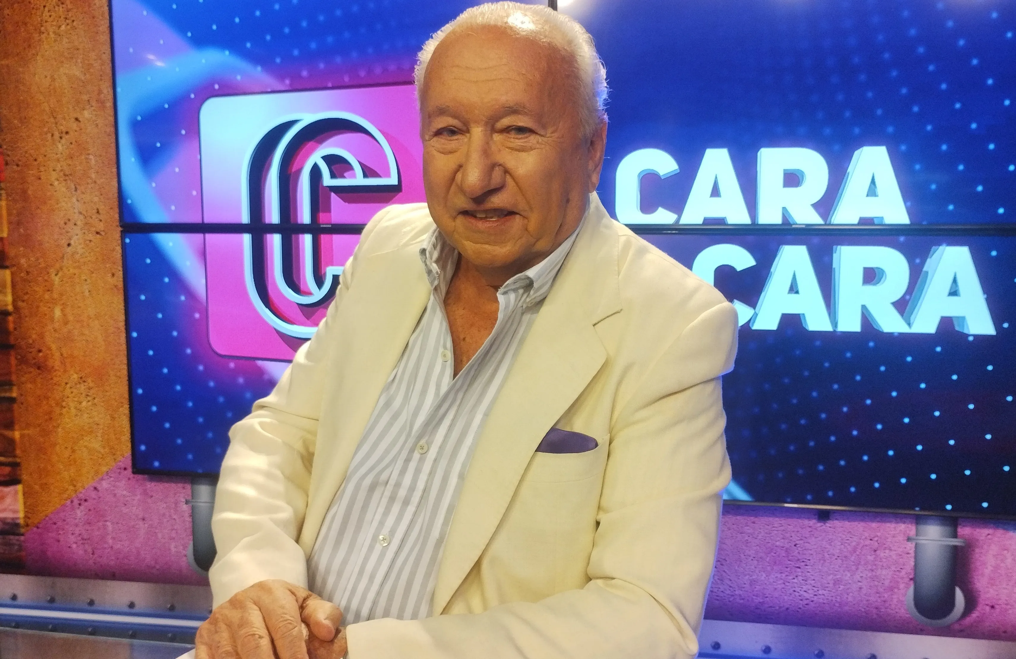 Editorial Cara a Cara: "La realidad que construyen los medios y la nuestra"
