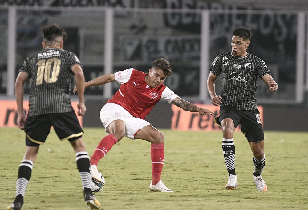 Central Norte puso a la venta la camiseta que usó en Copa Argentina